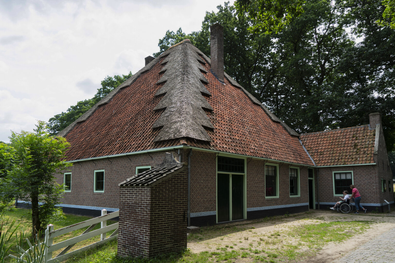 Binnenkijker: stolpboerderij in het Nederlands Openluchtmuseum - ONH