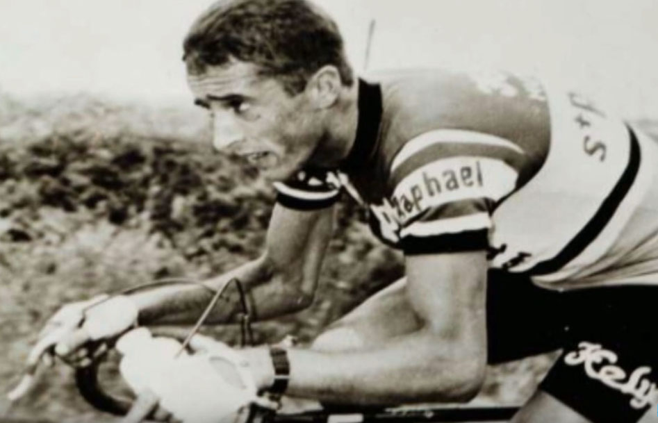 Ab Geldermans (1935-2025) werd één van de beste wielrenners ter wereld ...